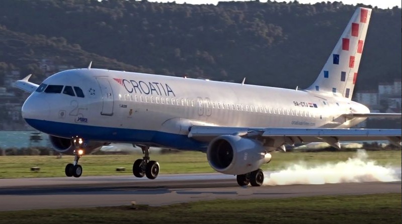 Drama na letu iz Pariza u Zagreb! Avion Croatiae hitno prizemljen u ...