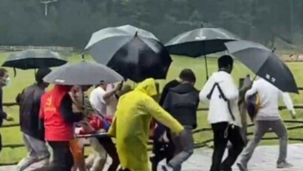 Grom ubio mladoženju uoči vjenčanja: “Sekundu prije pričao je s mladenkom”