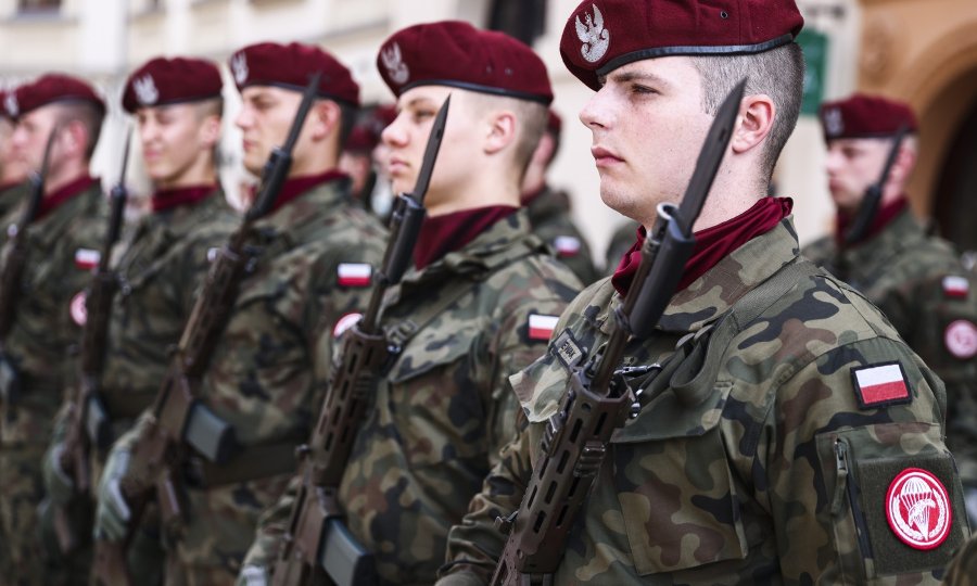 Aktiviran članak 4. NATO ugovora. Poljska podiže borbenu gotovost vojske,