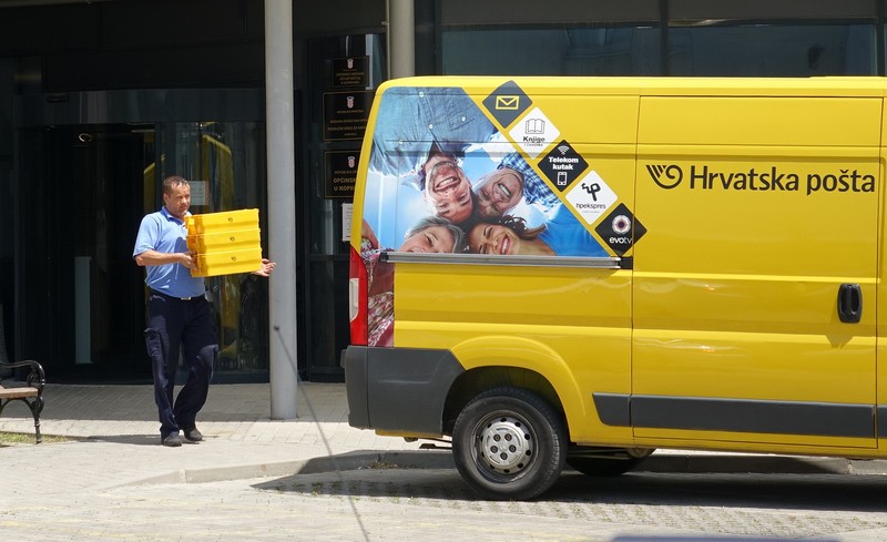 Hrvatska pošta isporučila 2,5 mil. paketa više nego godinu ranije