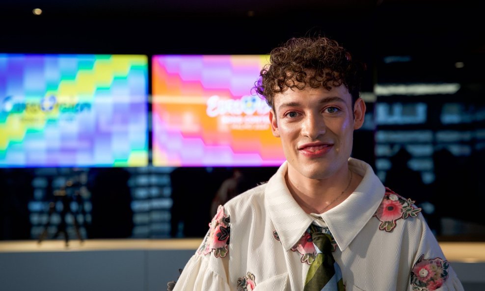 Švicarac Nemo je nebinarna osoba. Što to znači i kako ih treba oslovljavati