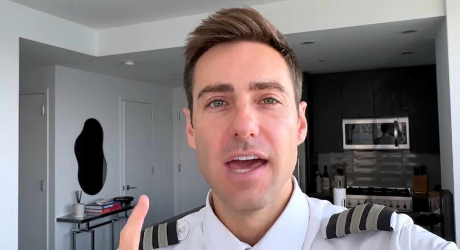 Pilot kaže da su ljudi šokirani kada saznaju kolika mu je plaća