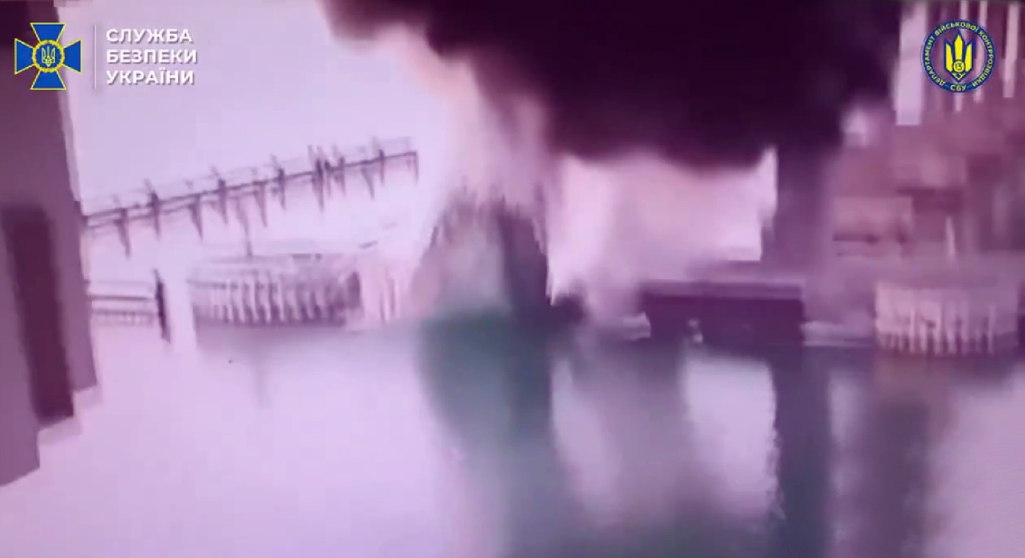 Nova velika akcija Ukrajine. Minirali su Krimski most s 1100 kg ...