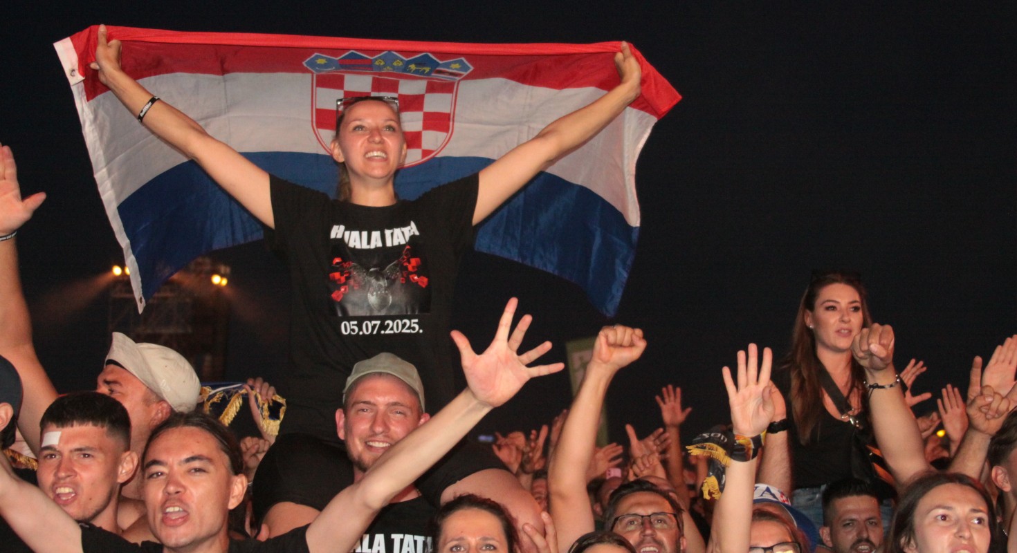 FOTO / Objavljeno koliko je ljudi bilo na Thompsonovu koncertu